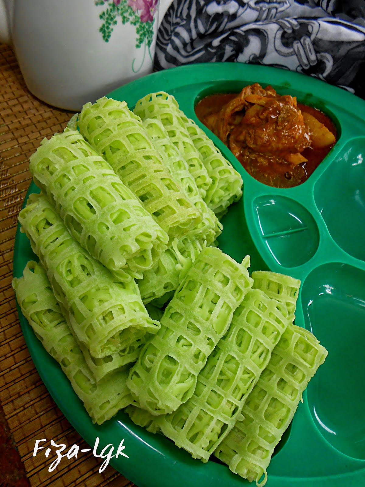 ROTI JALA PANDAN | Fiza's Cooking