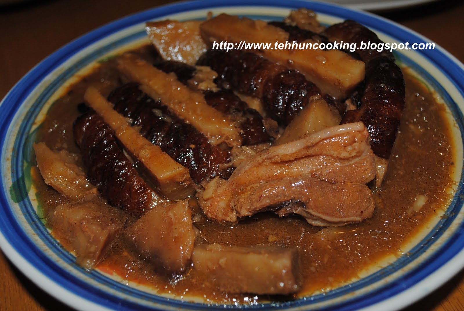 tehhun's Kitchen: 扣肉 Braised Pork Belly with Yam