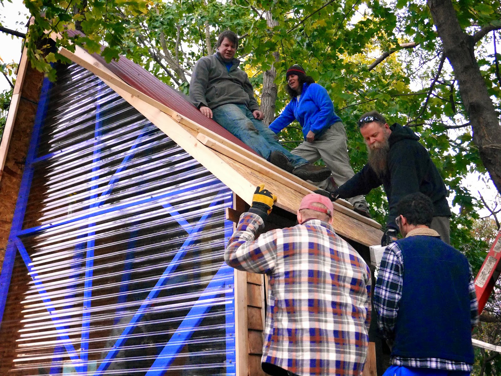 Relaxshacks.com: "The Lunar Lander"- an AFFORDABLE and MODERN Tiny ...