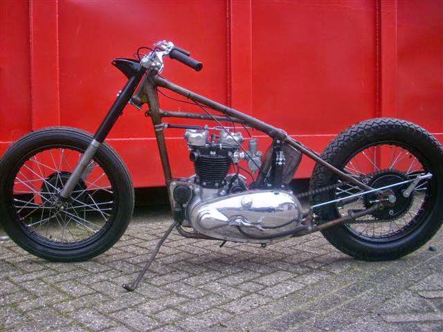GeekBobber: Yllas Triumph Rigid