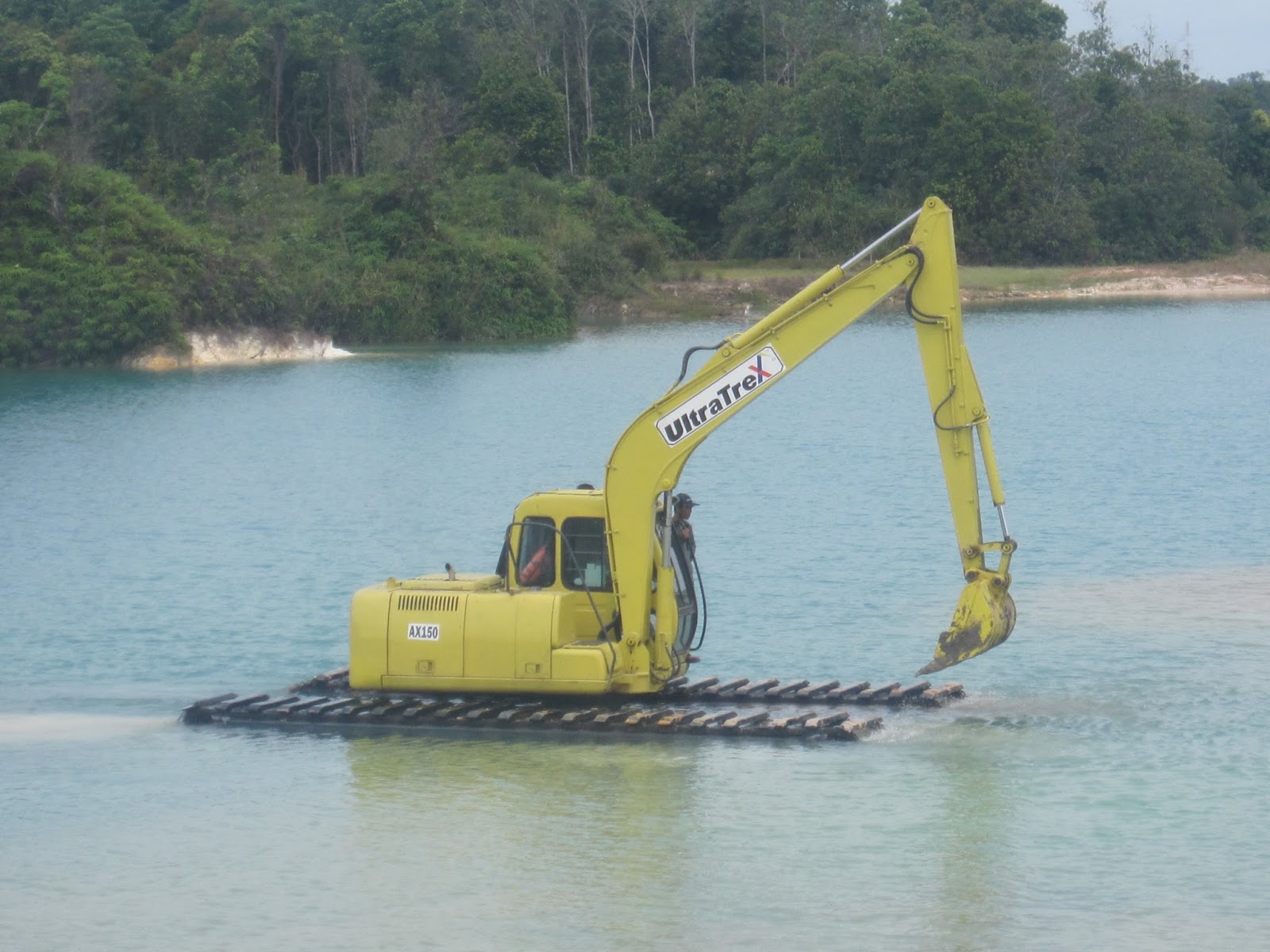 Amphibious Excavator