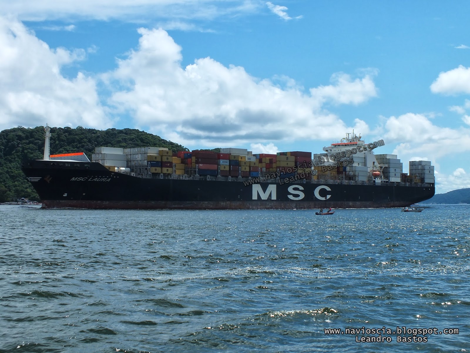 Navios de Santos & CIA: Navio MSC LAURA
