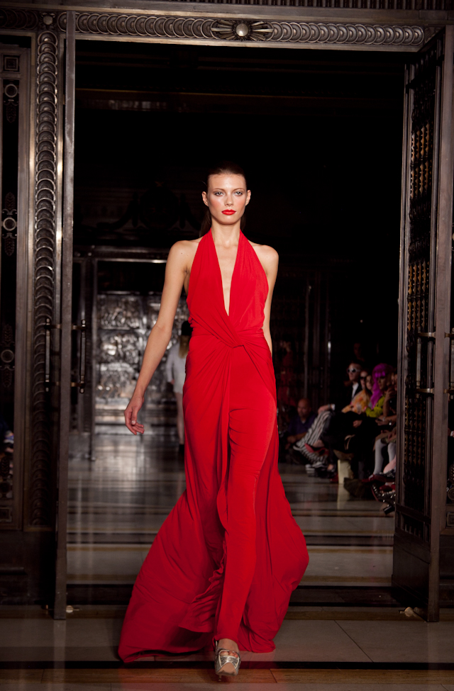 The Fashion Scout: COLLECTION| Ashley Isham SS14