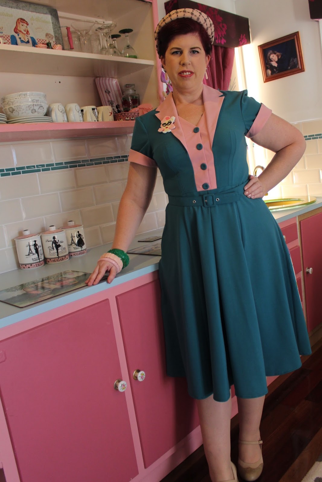Miss Milla Cherry: Retro Kitchen!