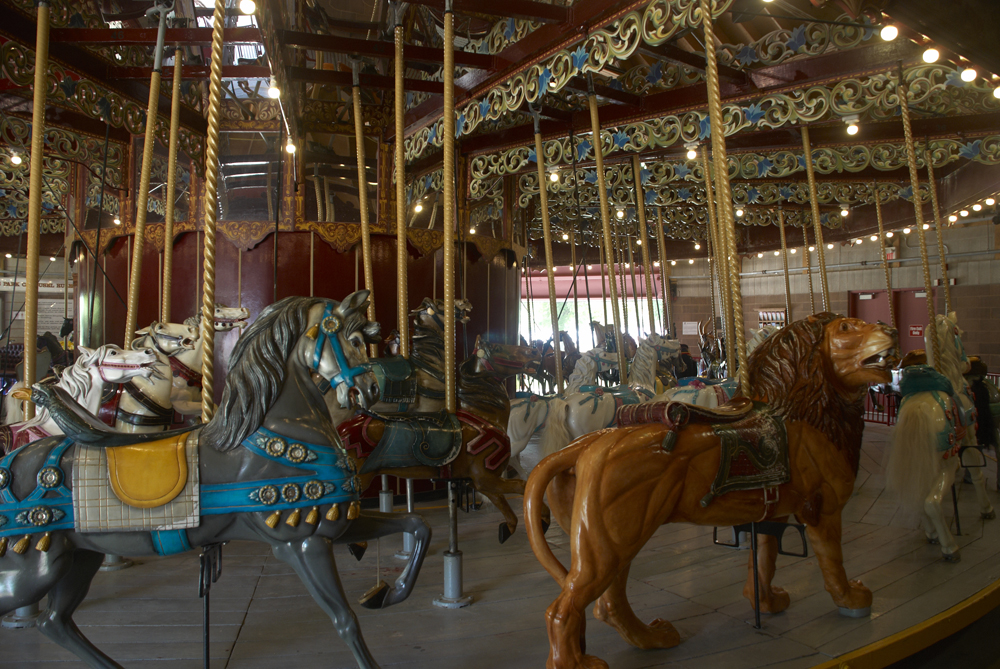 Doctor Underscore Cloin: The second Looff, Lakeside Park Carousel
