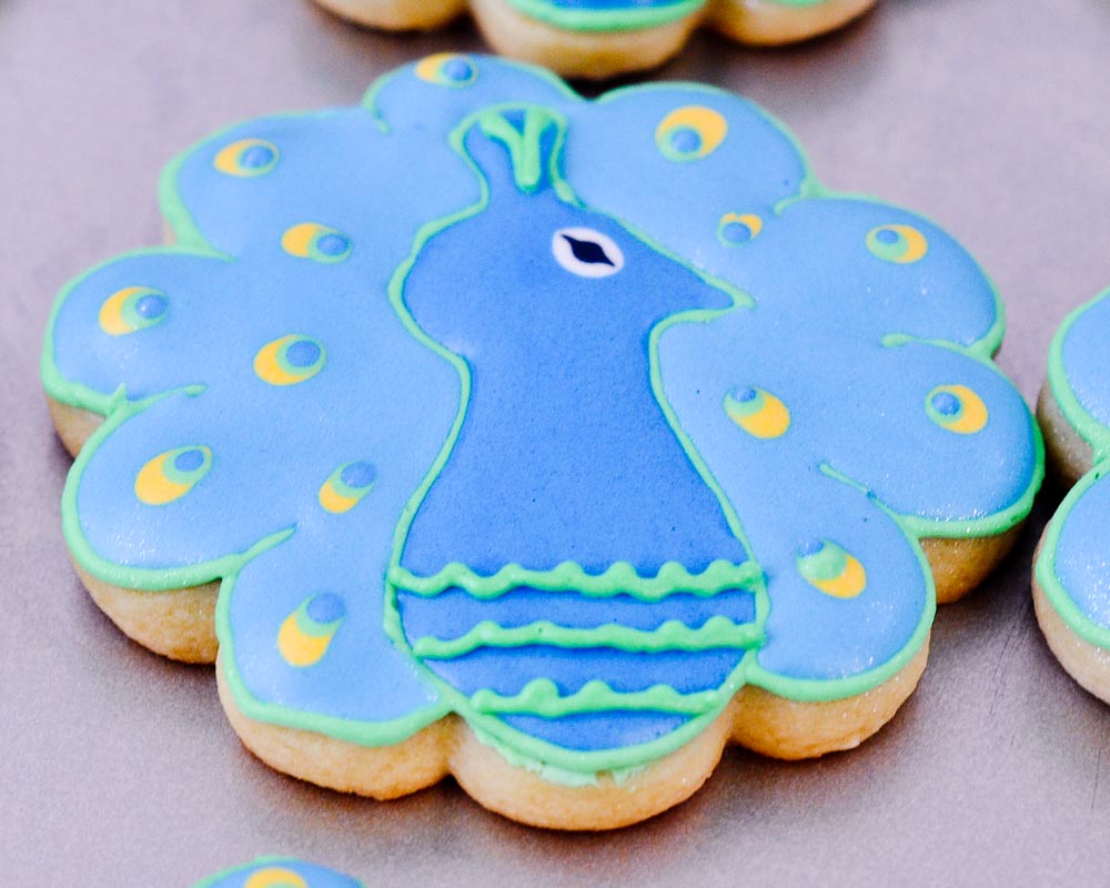 Beki Cook's Cake Blog: How To Decorate Peacock Cookies