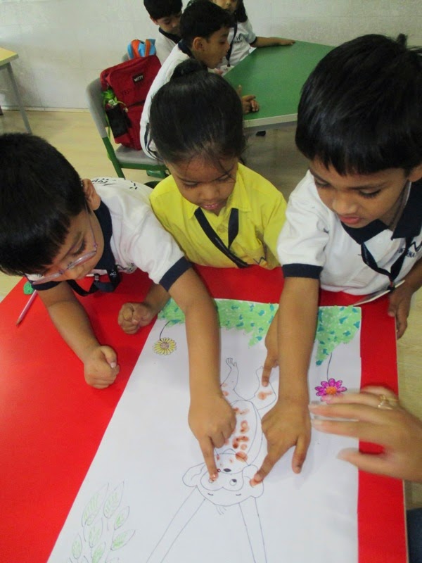 On the top of the World...: Finger Dabbing Activity at WIS, Udaipur