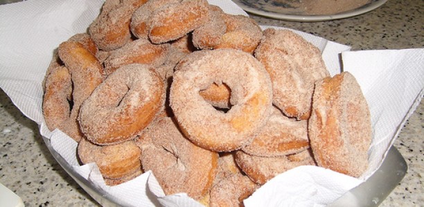 Delícias do Dia-a-Dia: BISCOITO FRITO