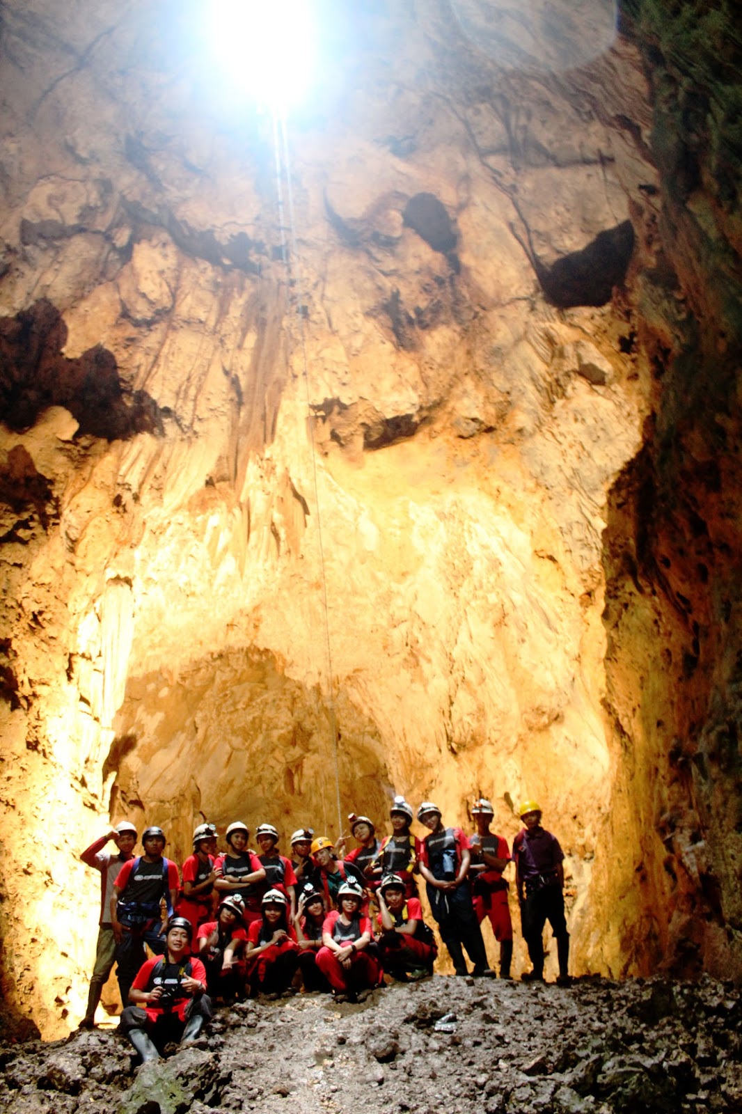 Mendampingi Penelusuran Goa Cokro Tim Eiger Jogja & Solo - Dung Riu ...