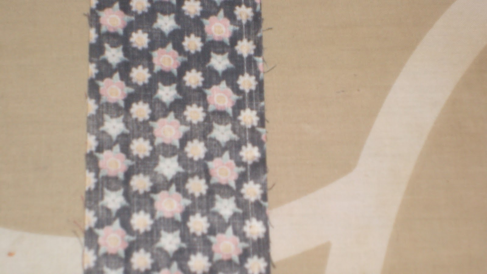 The Quilt Journey: COMPANION ANGLE RULER TUTORIAL TO MAKE HALF SQUARE ...