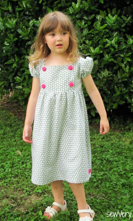 Junebug dress pattern testers