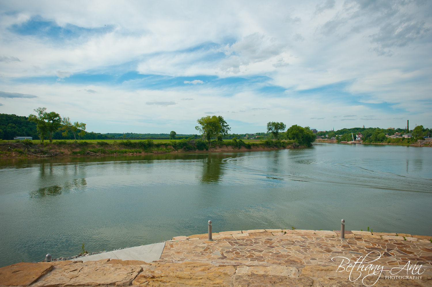 Clarksville Weddings: Welcome Freedom Point!