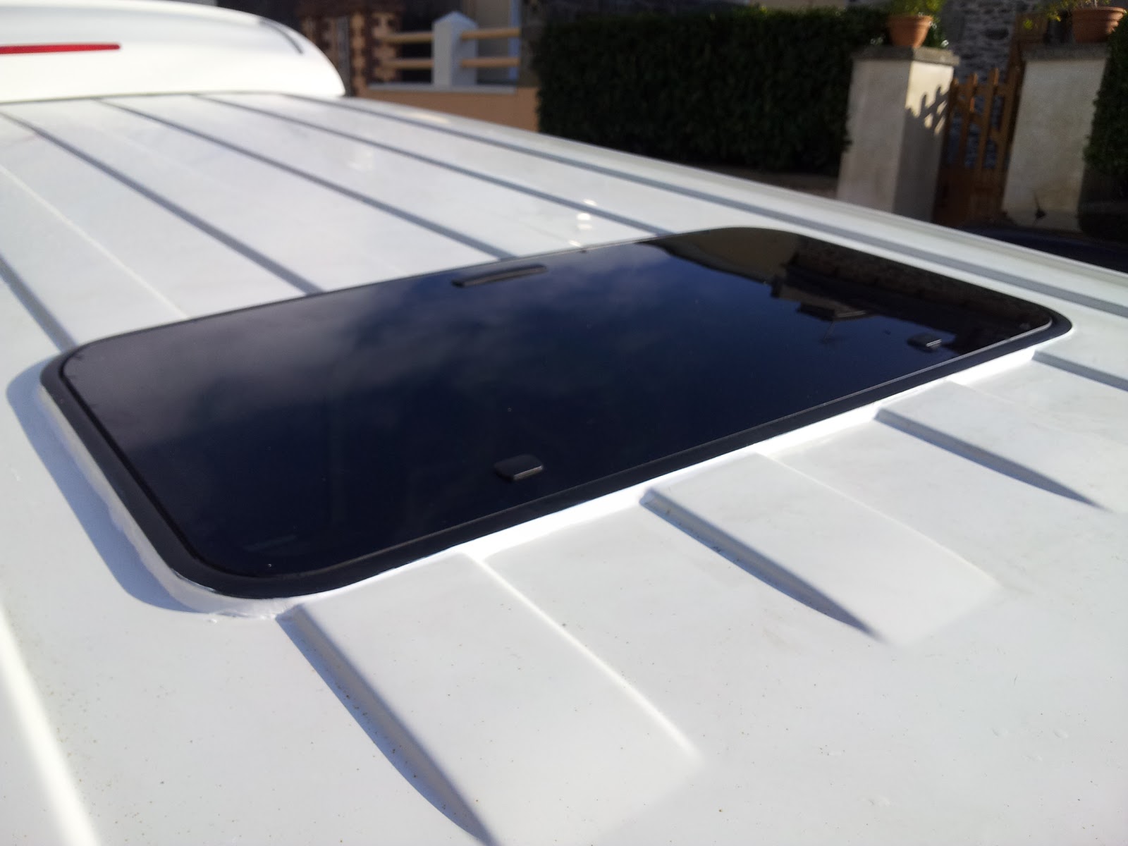 Kite and surfing VAN: Le toit ouvrant