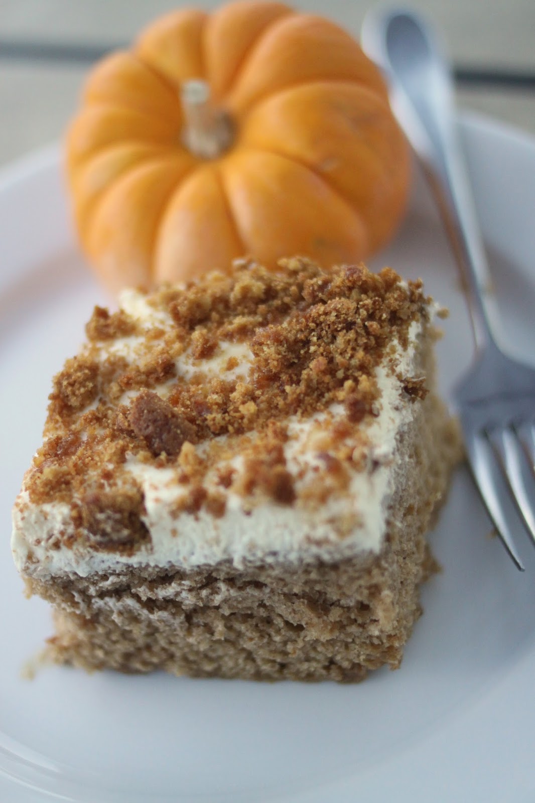 The Larson Lingo: Pumpkin Spice Cake