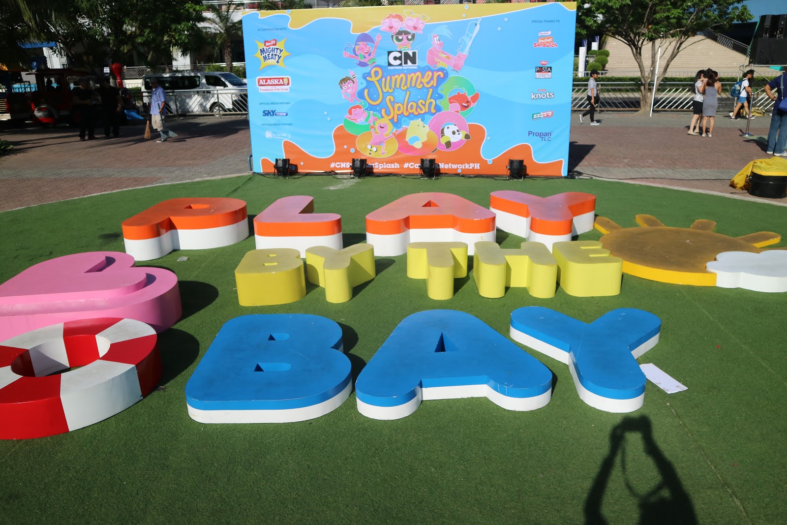 Cartoon Network Summer Splash! - ARTSY FARTSY AVA