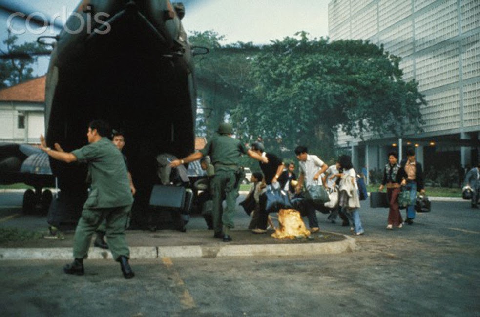 Vietnam War Over 40 Years Ago: 75 Breathtaking Color Photos of the Fall of Saigon in April, 1975 ...