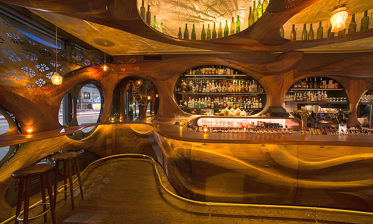 The Flying Tortoise: Toronto's Tapas Style Bar Raval Is An Artpiece In ...