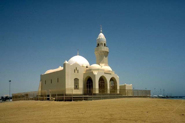 Dünya'nın Bütün Camileri: Corniche Mosque, Jeddah, Saudi Arabia