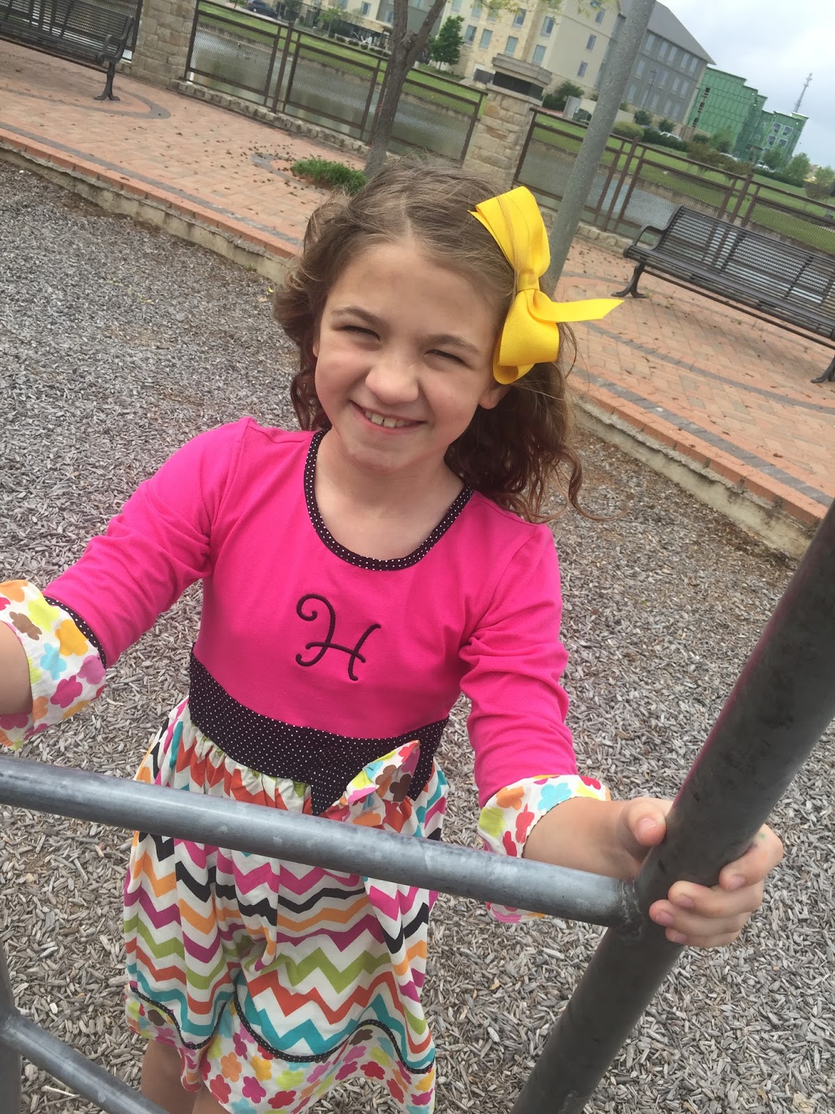 Trendy Mindy and Her Loves...: In the Full Swing of Things