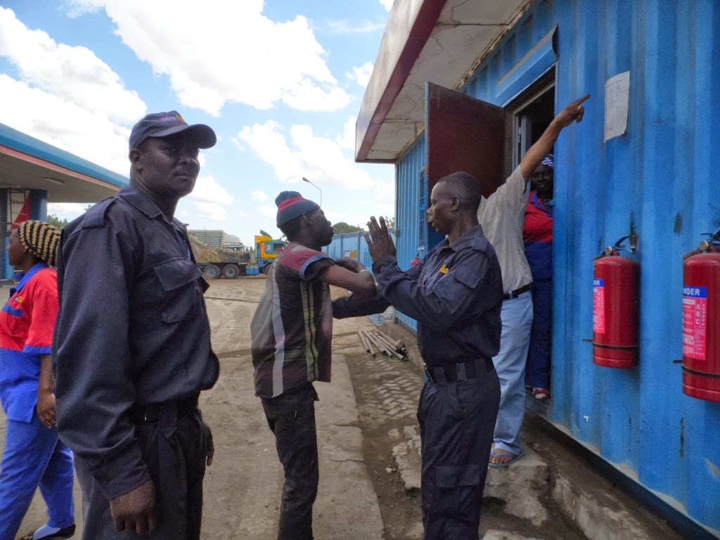 MSAKA HABARI MEDIA: MWIZI ANUSURIKA KIPIGO SHEKILANGO, NI BAADA YA ...