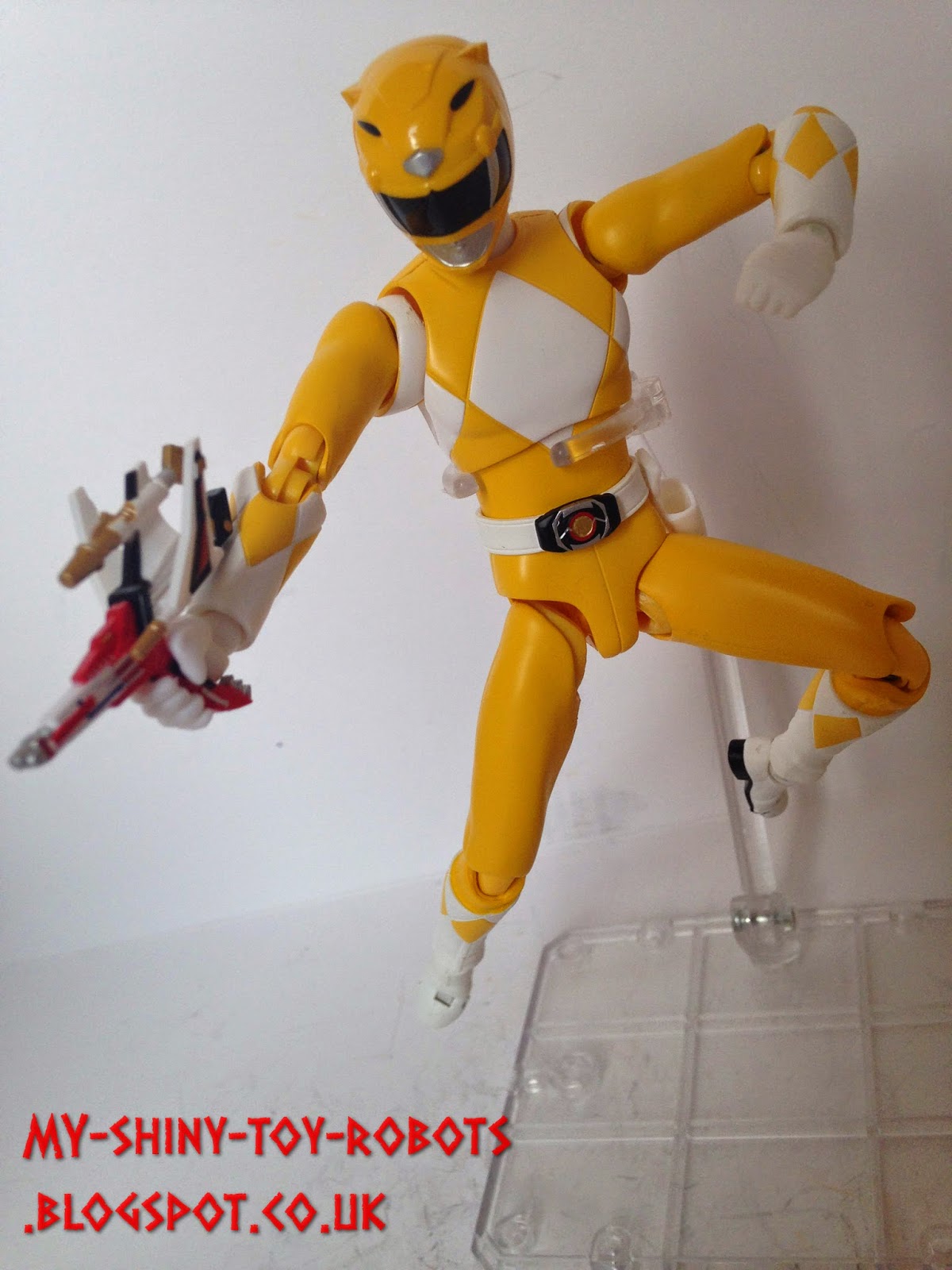 My Shiny Toy Robots: Toybox REVIEW: S.H. Figuarts Tiger Ranger