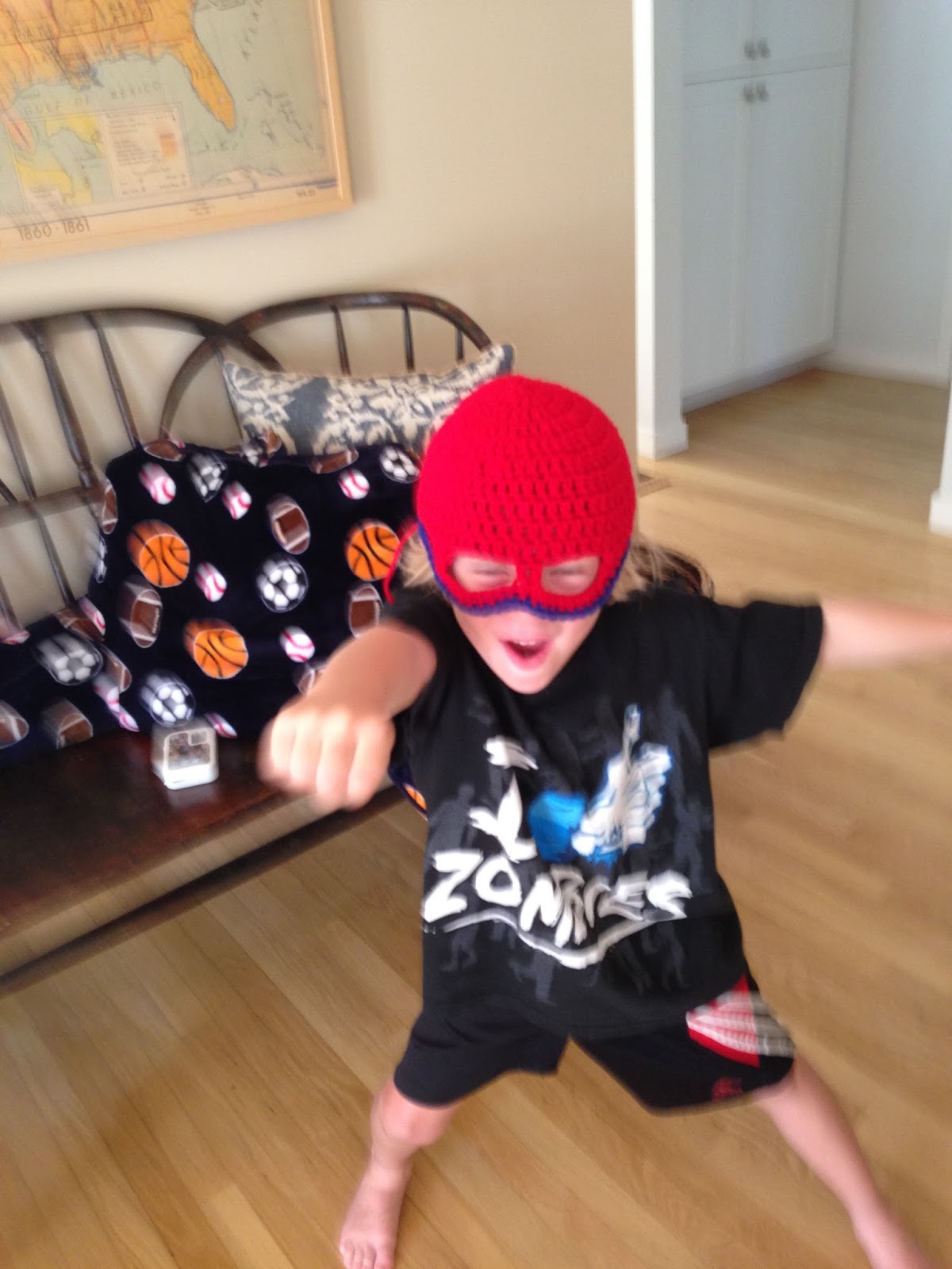 Tomboy Nanny: Superhero Mask Pattern