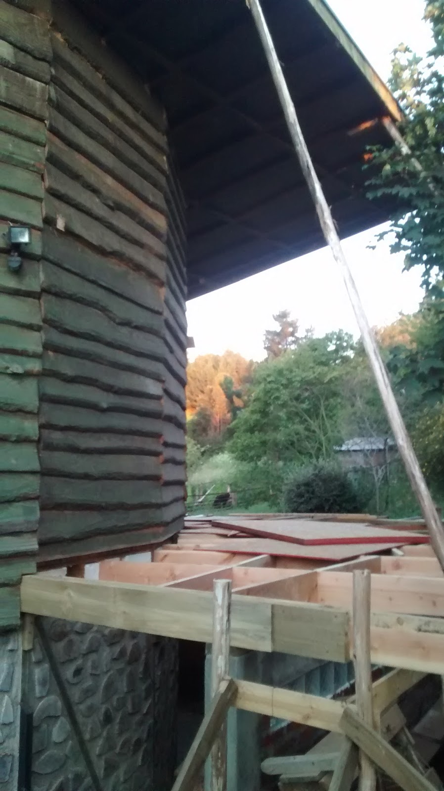 Domos Lisos: Terraza Acceso Exterior en Voladizo