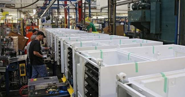 Towns and Nature: Amana, IA: Whirlpool/Maytag Refrigerator Plant