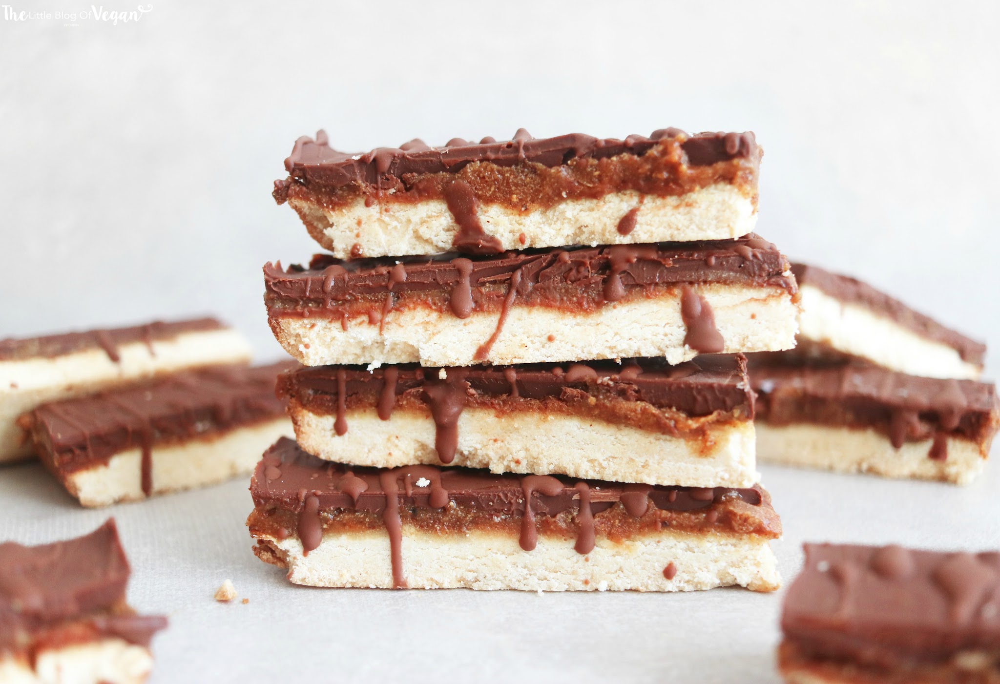 Healthy vegan twix bar recipe - The Little Blog Of Vegan