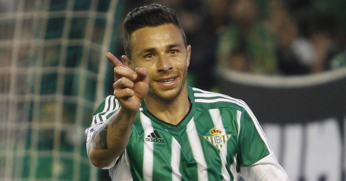 RUBÉN CASTRO YA ES JUGADOR AMARILLO ~ GradaCurva.com