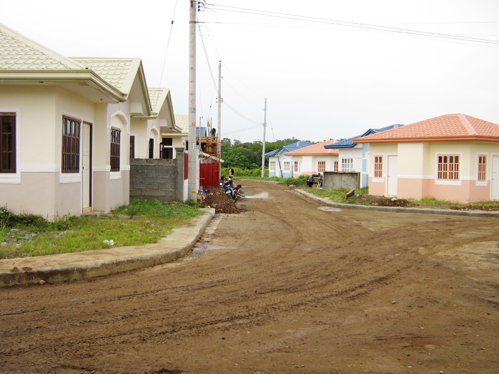 Elegant, yet affordable houses...: RESIDENCIA DEL RIO, Catalunan ...