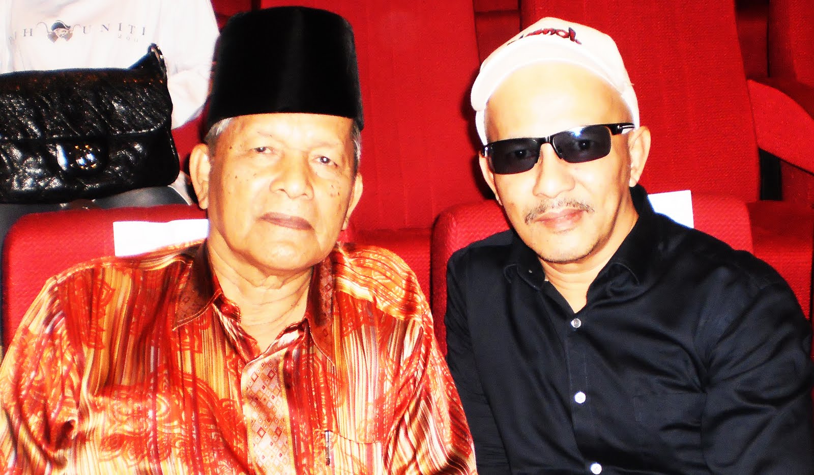 MOMOK..A Malaysian Ghost Folk' Stories: Sana sini seni..bersama Galaksi ...