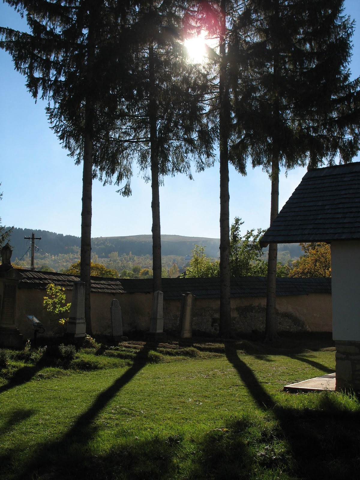 Cercul de stele: Cadranul solar din Mănăstireni