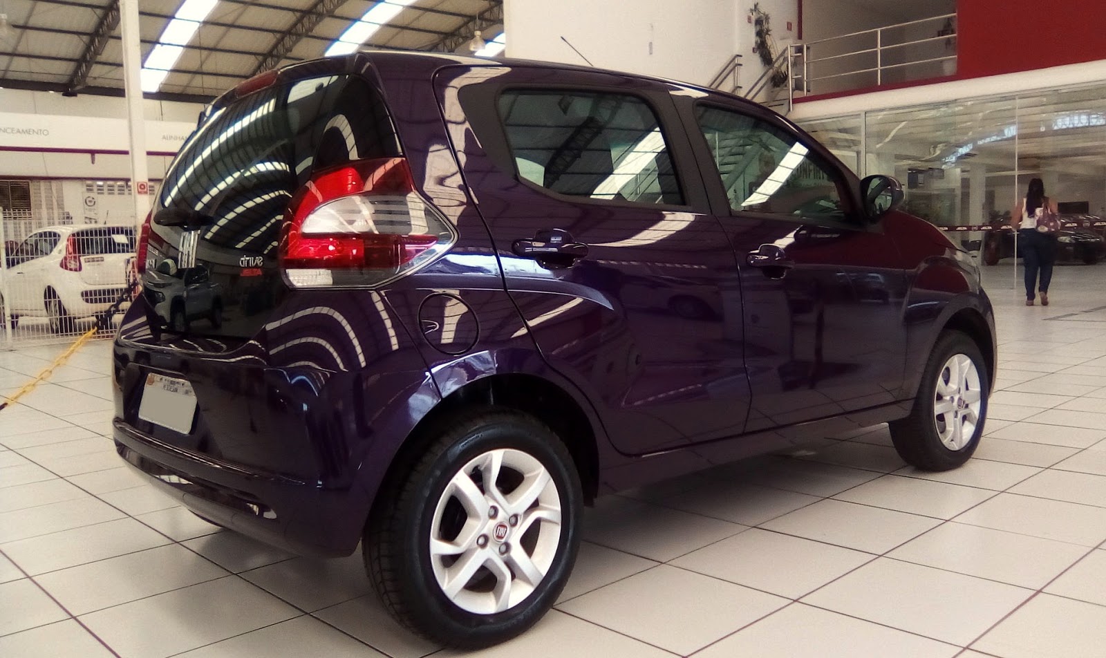 Impressões ao guiar o Fiat Mobi Drive, com motor 1.0 Firefly