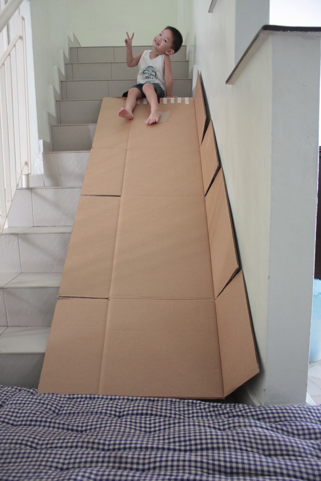 Ally's In Wonderland: Cardboard Slide