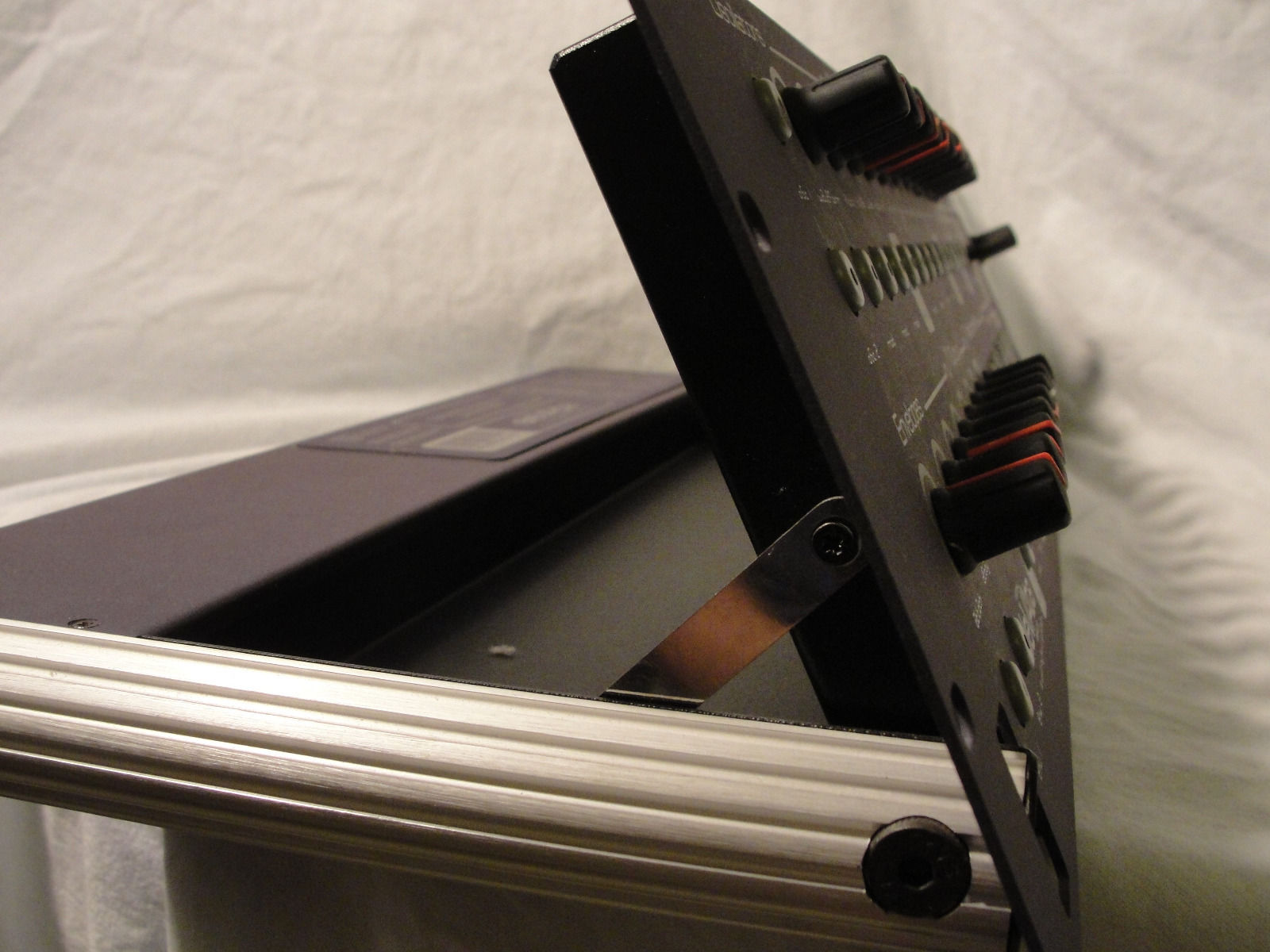 MATRIXSYNTH: RedSound Elevata Rack Mount Synthesizer [Ultra-Rare 1 of ...