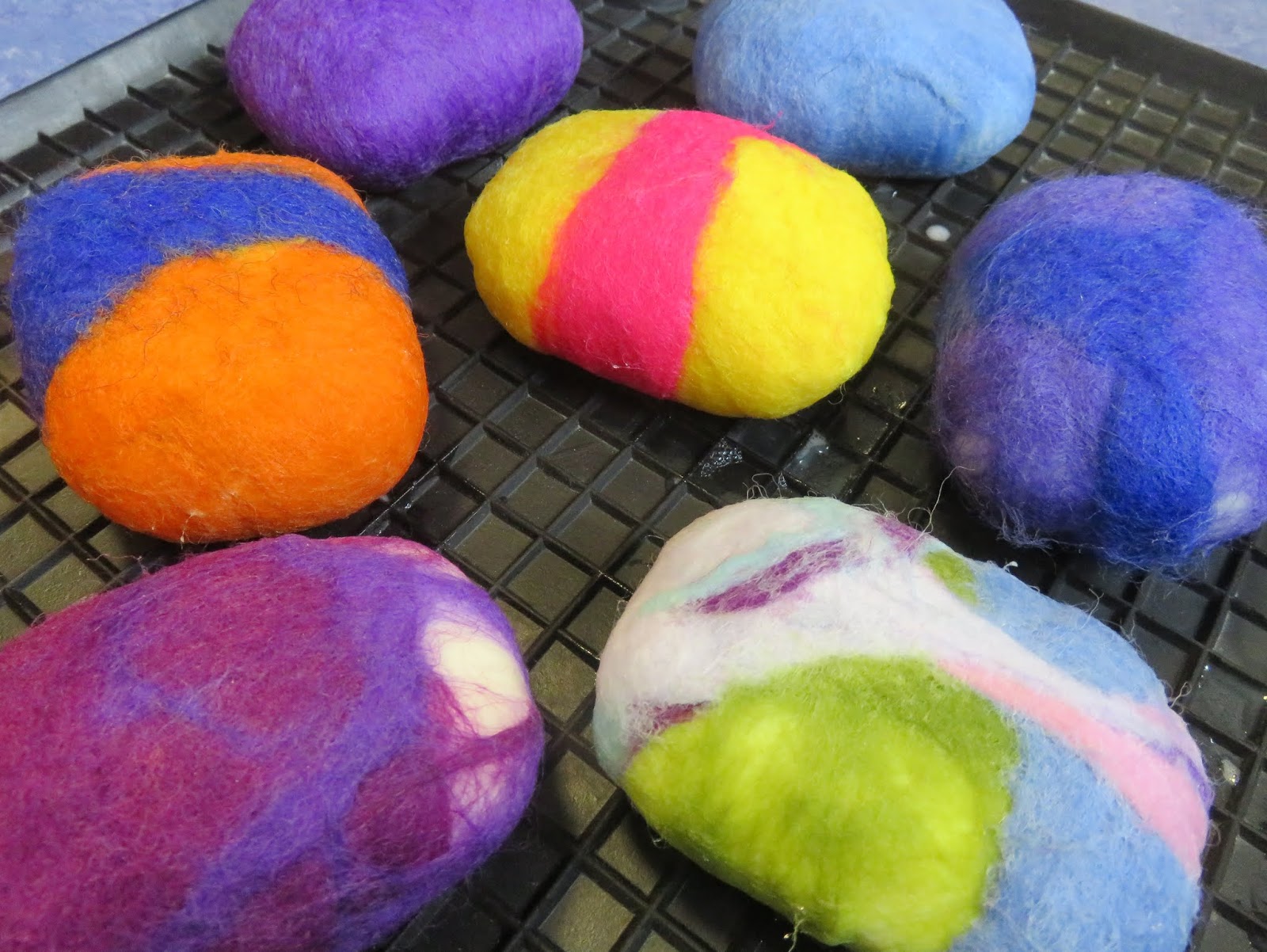 Bodenseewellen: Filzen mit Kindern