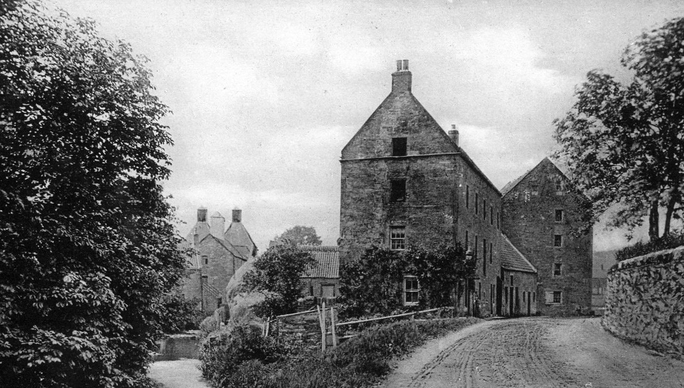 Tour Scotland: Old Photograph Mills Cupar Fife Scotland