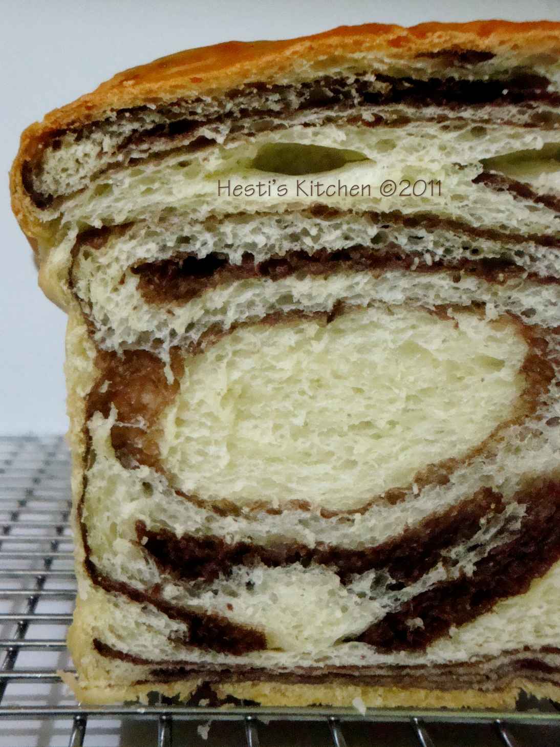 HESTI'S KITCHEN : yummy for your tummy: Roti Tawar Zebra