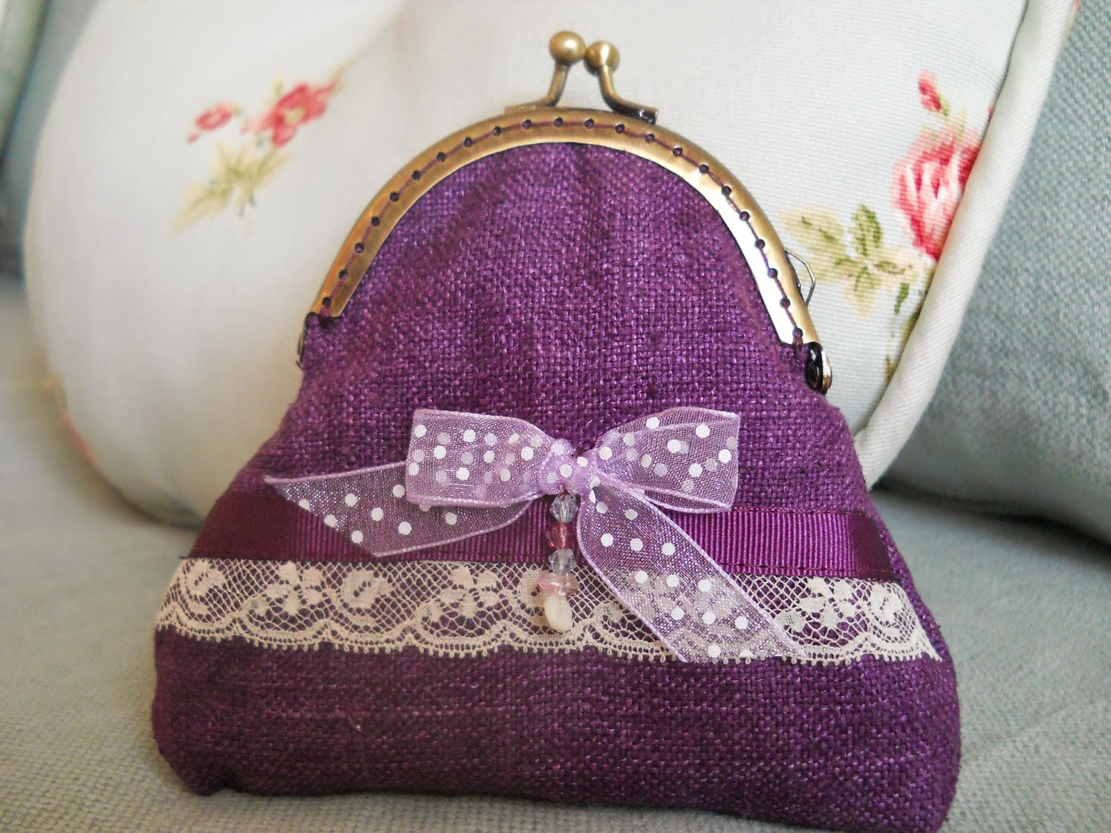 Artesanía Tello Romero: Monederos de seda rústica