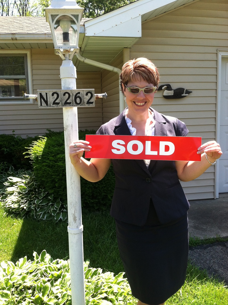 Retro Realty: Mid Century Makeover