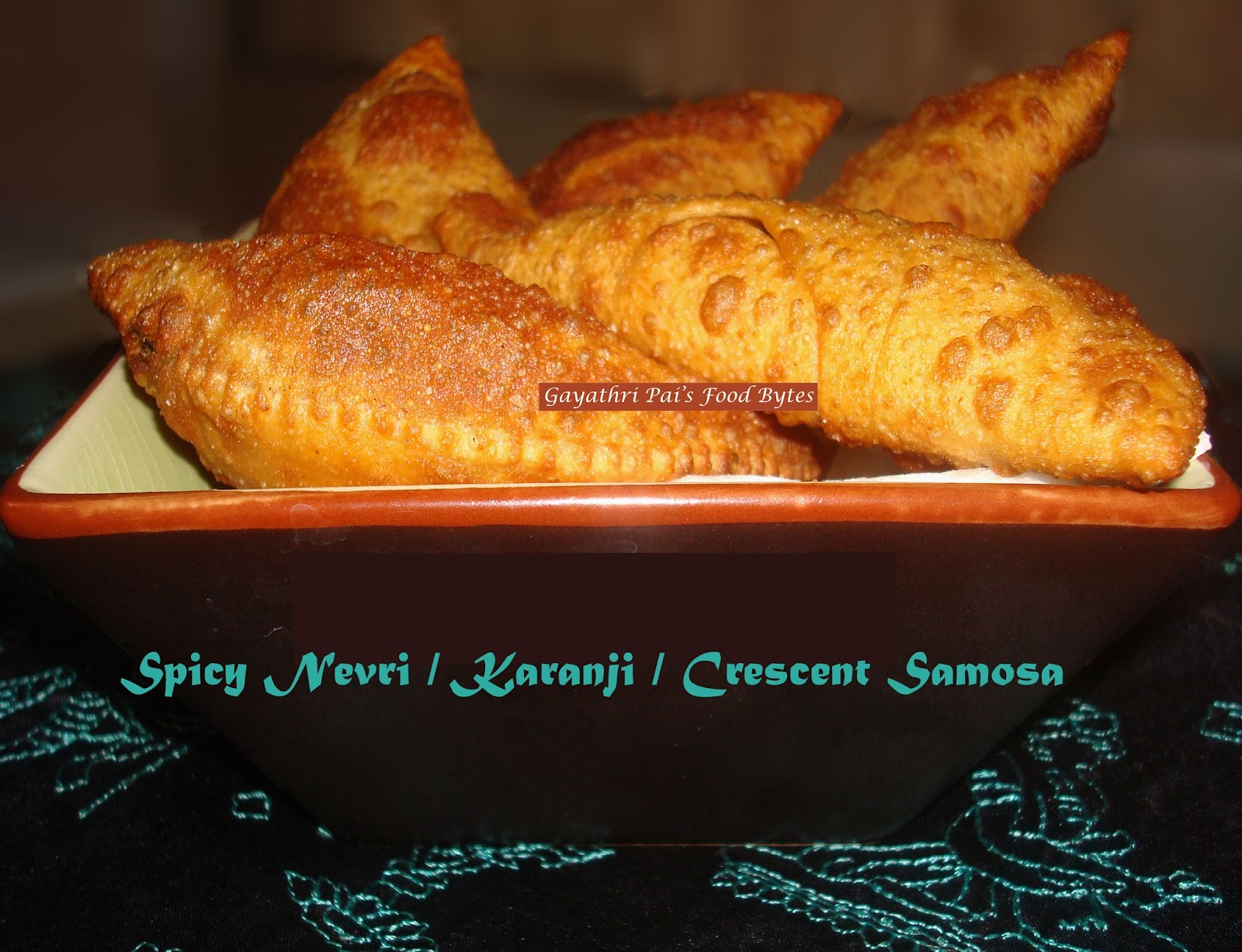 Gayathri Pai's Food Bytes: Crescent Spicy Samosas.
