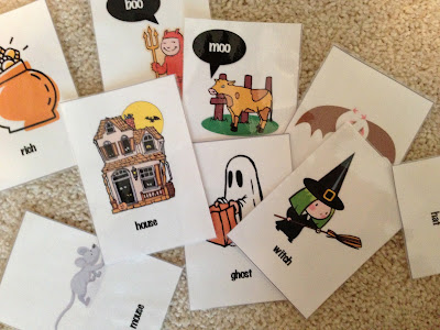 Playing House: Halloween Rhyming Game