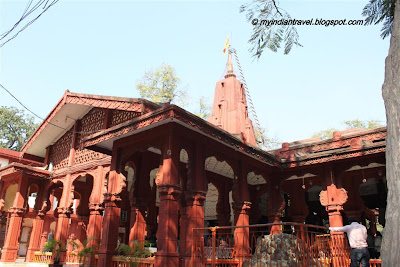 My India Travel: Saras Baug Ganesh Temple, Pune