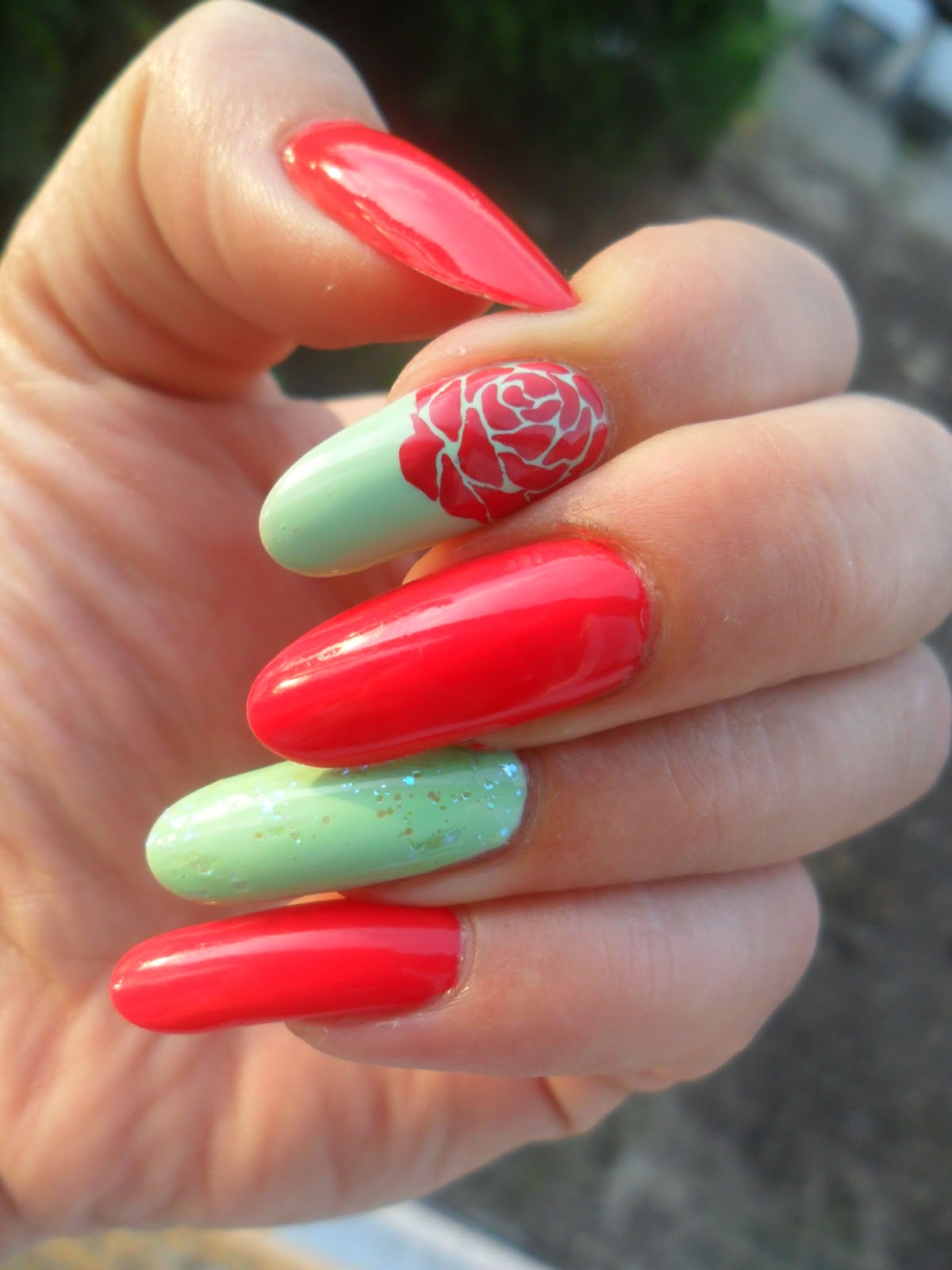 Red polish or bad polish?: Draft Series:Red Rose with Golden Rose and ...