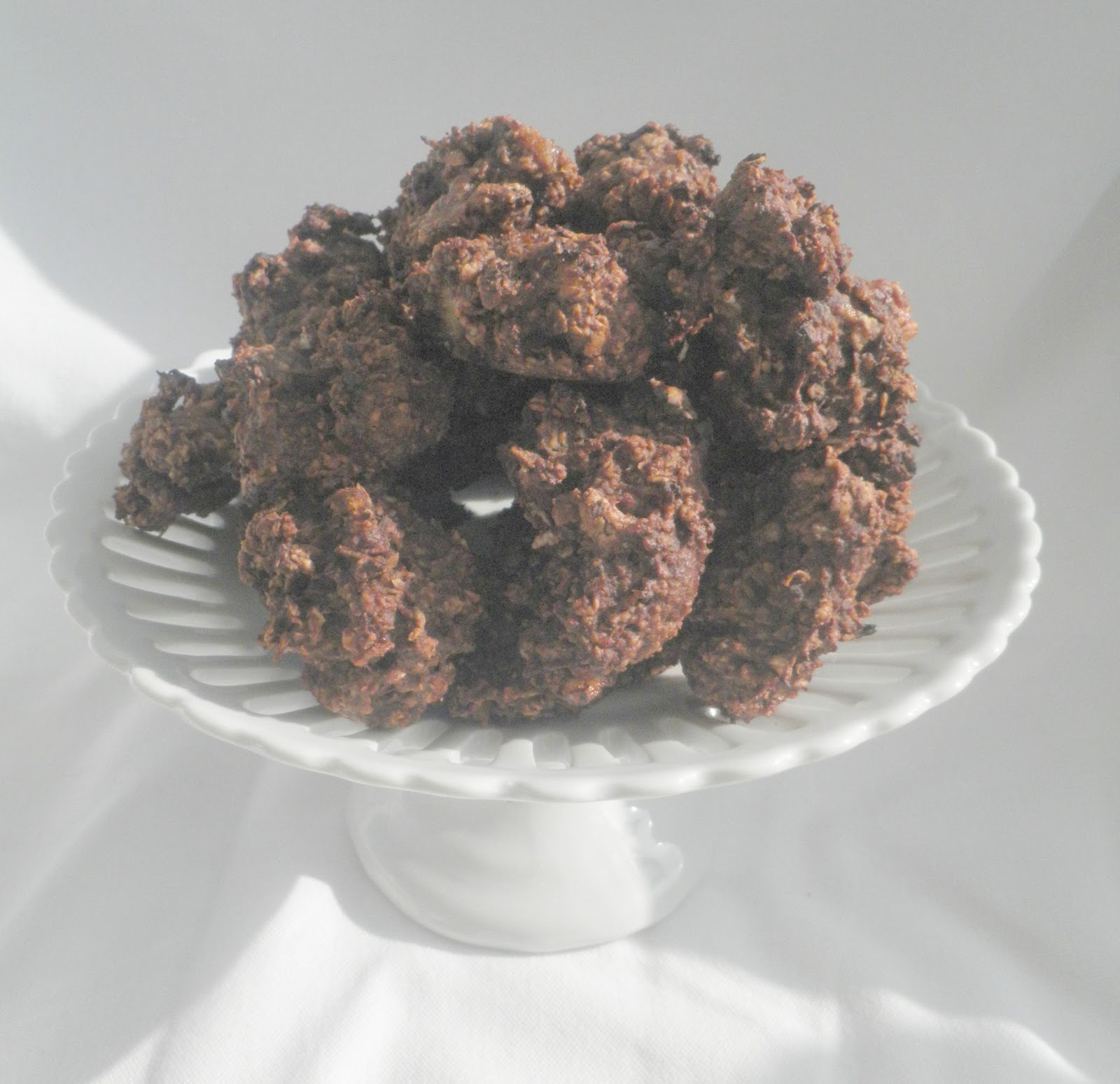 Marie's Bakehouse: How to make Skinny Chunky Monkey Cookies