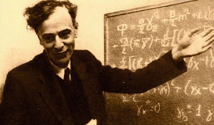 Information Processing: Out on the tail