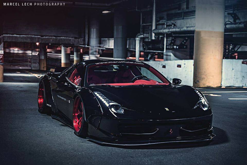 Ferrari 458 Italia - Preto - Carro Luxuoso