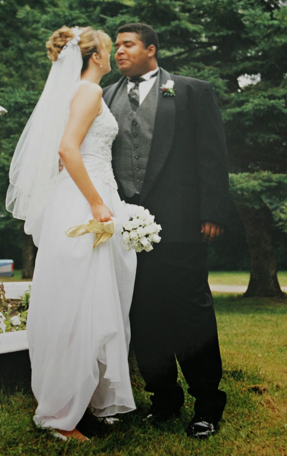 must love junk: Saturday Spotlight: Robin from Happy At Home