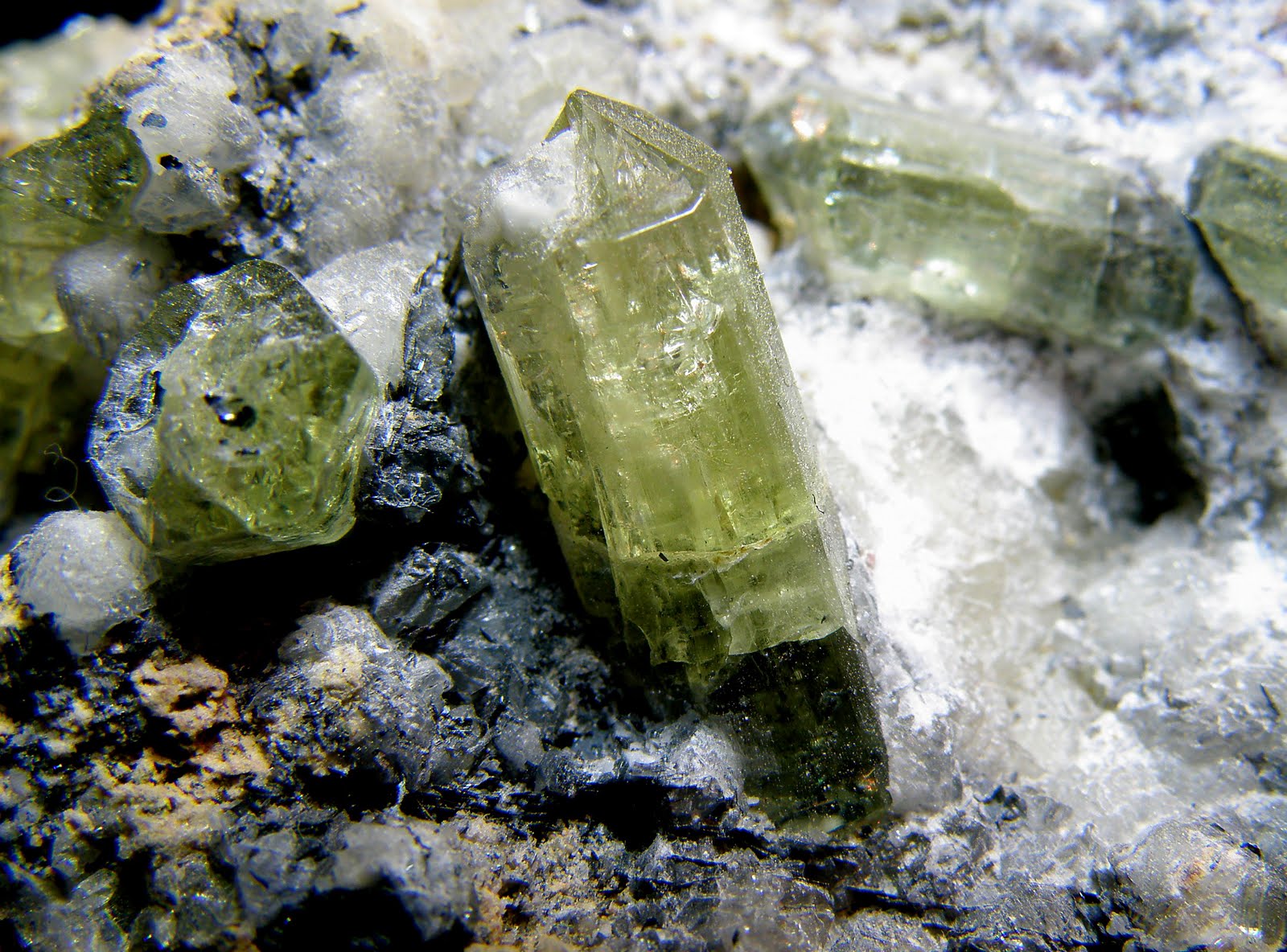 Mineralespaña: Apatito (Grupo)